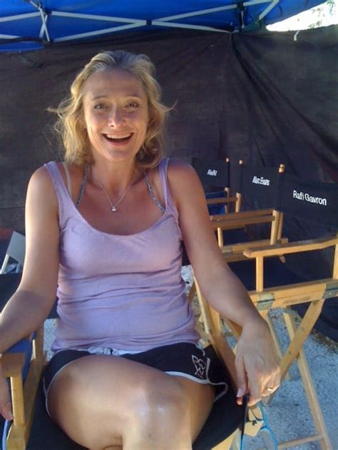 Caroline Goodall Picture