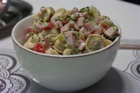 Sa Atka Z Tortellini Przepis Przyslijprzepis Pl