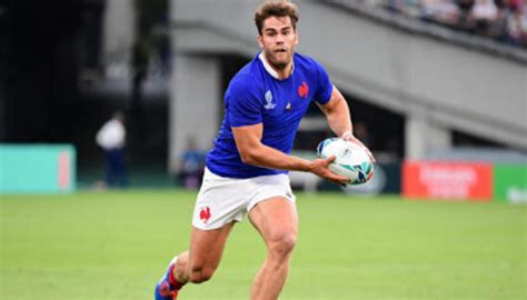 Rugby Scapulaire Damian Penaud Seul Bordelais Titulaire Samedi