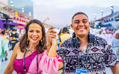 Após ficar de fora do Desfile das Campeãs Mangueira demite dupla de