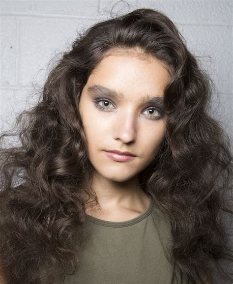 Capelli Ricci 2019 Tagli Lunghi E Corti Le Acconciature Migliori