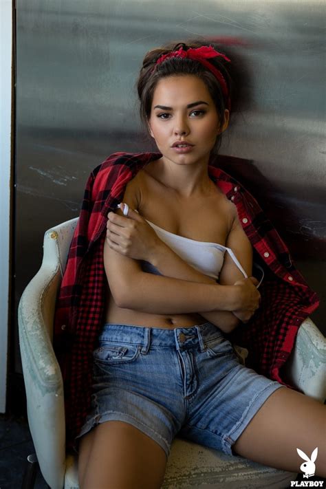 Dominique Gabrielle Fappening Nude In Public Laundry Photos Video