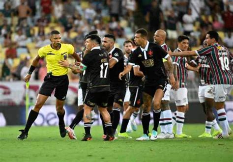 FFERJ convida Vasco e Fluminense para ponderações sobre a arbitragem do