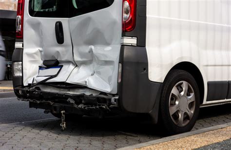 What Do I Do After A Rear End Collision With A Semi Truck Darrigo Diaz