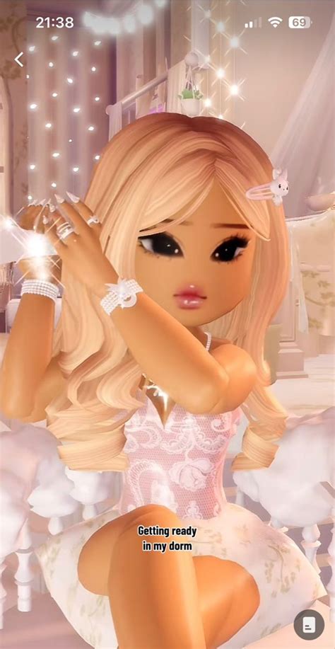 Rh Outfit Inspo Not Mine Aesthetic Roblox Royale High Outfits