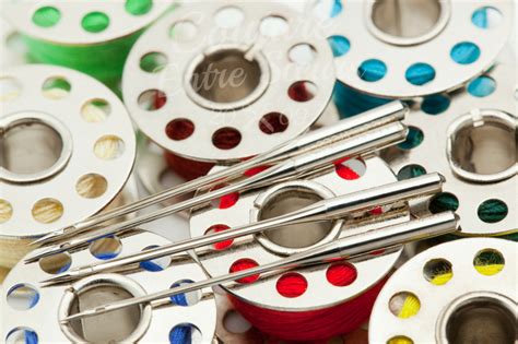 COMMENT BIEN CHOISIR SON AIGUILLE POUR COUDRE À LA MACHINE Couture