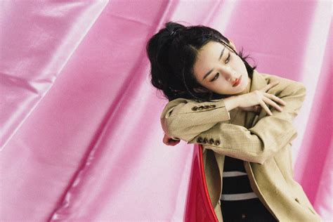 赵丽颖 87年演员 歌手 天秤座43P 1V https t co zQeHzd2JQB 赵丽颖 조려영 ZhaoLiYing