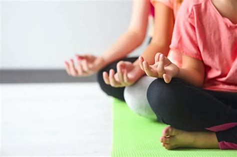 Meditación para niños 9 Pasos divertidos para enseñar a meditar a
