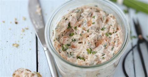 Rillettes de truite fumée aux échalotes et à la ciboulette Reflets de