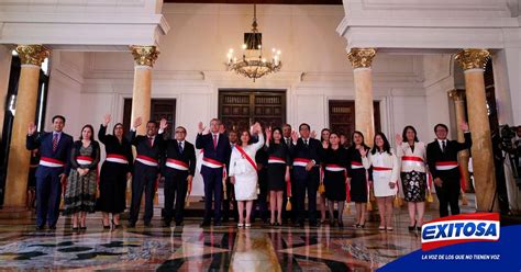 Dina Boluarte tomó juramento a su nuevo Gabinete Ministerial Exitosa