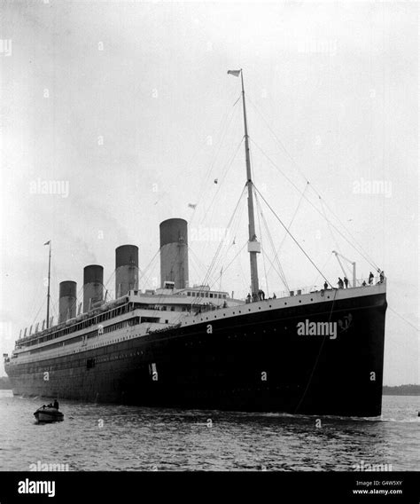 Trois Navires Jumeaux Titanic