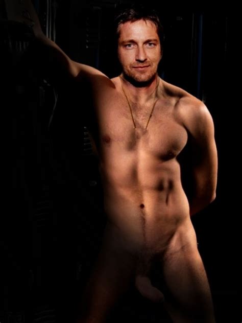 Gerard Butler Totally Nude On A Beach Naked Male Celebrities