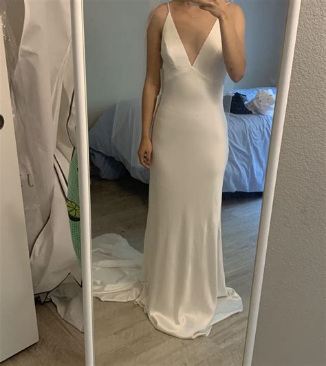 Shapewear Recommendations For This Satin Dress R Weddingplanning
