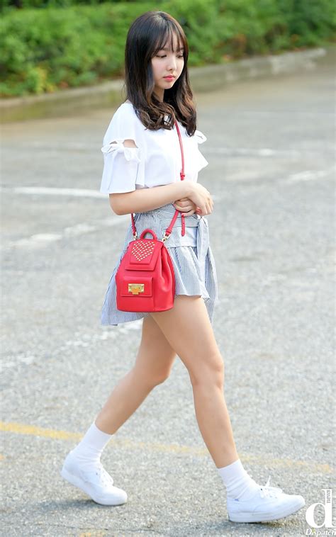 Here S Everything You Need To Know To Dress Like These 7 Female K Pop