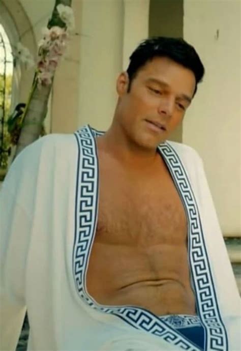 Filtran Imagen De Ricky Martin Desnudo En La Serie Sobre La Muerte De
