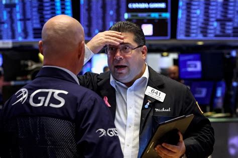 Wall Street cerró la semana con fuertes pérdidas y retomó la senda
