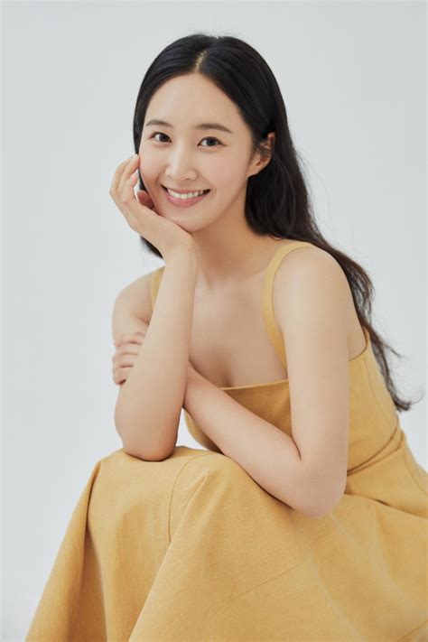 Kwon Yuri AsianWiki