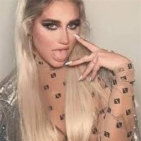 Stream That Tik Tok Song By Logan Whitehurst Listen Online For Free