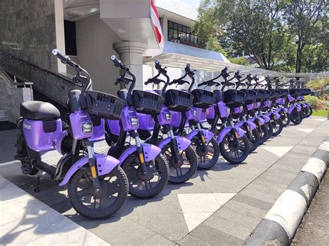 Tandatangani MoU IPB Dan Beam Luncurkan Fasilitas Sepeda Listrik Guna