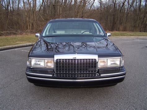 1994 Lincoln Town Car GAA Classic Cars