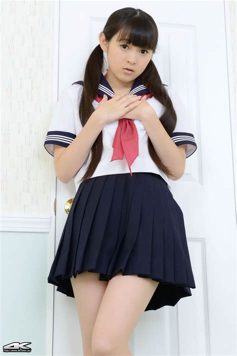 桃原里香 4k sta 高清写真图No 00235校服诱惑 桃原里香女神私房照 秀色女神