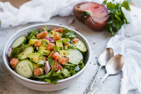 Keto Avocado Cucumber Salad The Guacamole Side Dish Ketofocus