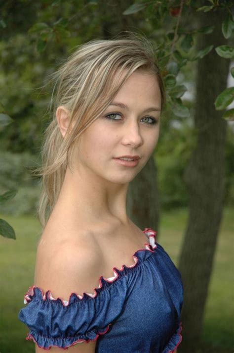 Kasia Sexy Hair Beautiful Blonde Blonde