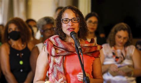 Luciana Santos conheça a nova ministra da Ciência Tecnologia e