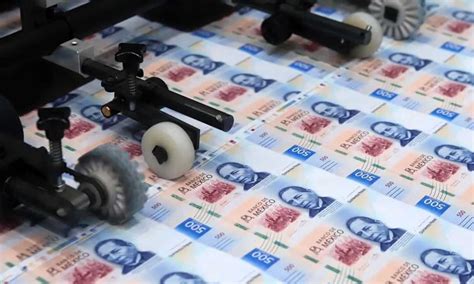 Banxico cómo se fabrican los billetes en México