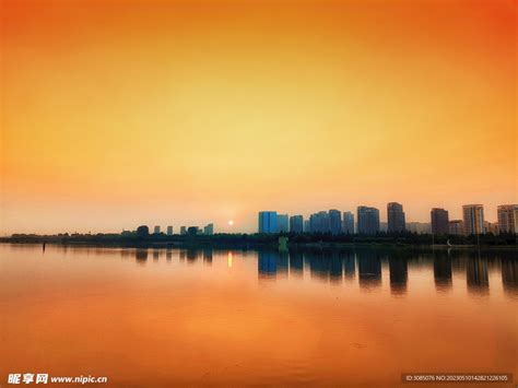 湖边城市夕阳美景摄影图 自然风景 自然景观 摄影图库 昵图网