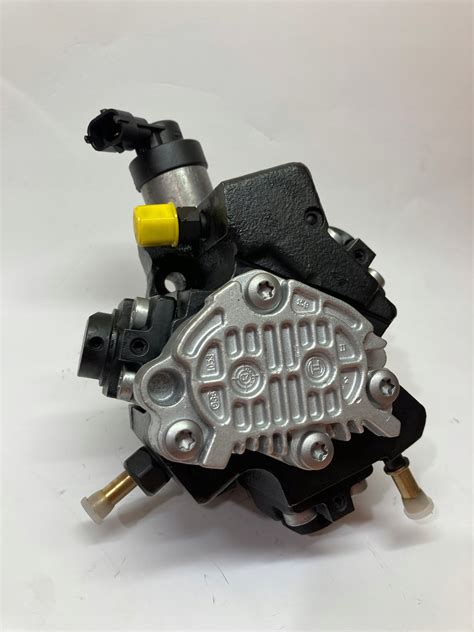 POMPA WTRYSKOWA RENAULT MASTER 2 3 DCI TRAFIC 2 0 0445010205 0445010205