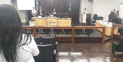 Motorista que atropelou e causou a morte de jovem é condenada a 9 anos