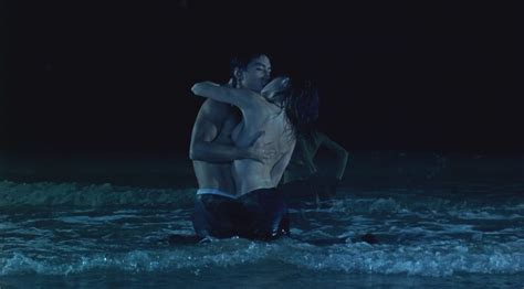 Maggie Q Nude Pics Seite 1