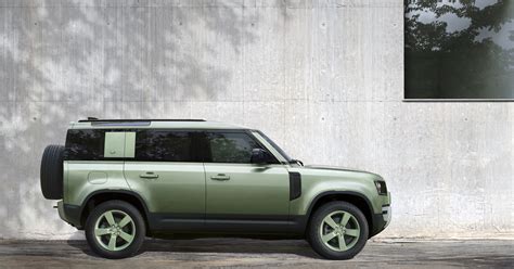 Land Rover Defender 75th Limited Edition 2023 Picture 7 Of 21