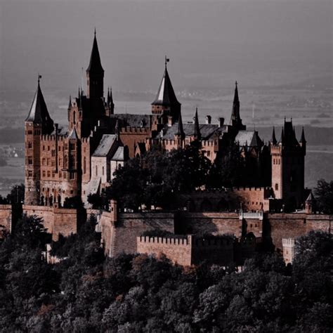 Pin By On Aes Fantasy Castle Aesthetic Fantasy Aesthetic Royal