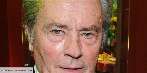 VIDÉO Alain Delon en mauvaise santé Son ex garde du corps brise le