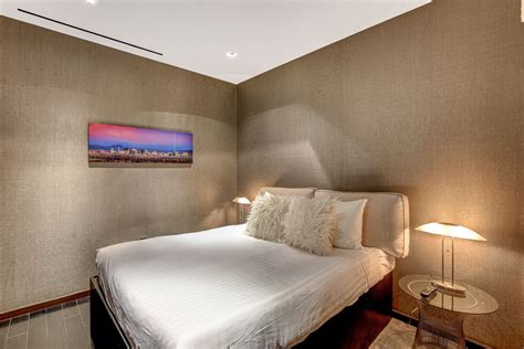 Vegas Huge Penthouse Hottub On Balcony Stripviews Apartments For Rent In Las Vegas Nevada