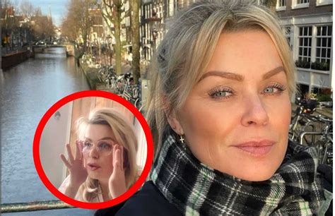 Foto Bridget Maasland Geeft Showtje Weg In Badkamer Mannenzaken Nl