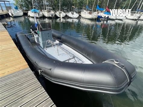 Vente Narwhal SP 750 occasion Bateau Pneumatique Semi Rigide à
