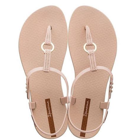 Terbaik Ini 6 Rekomendasi Merk Sandal Wanita Branded Yang Kekinian