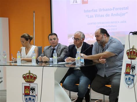 Ayuntamiento De And Jar And Jar Presenta El Plan De Emergencias Y