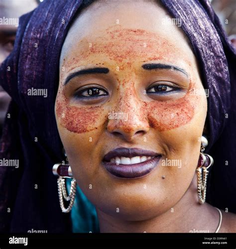 Portrait Of Wodaabe Woman Hi Res Stock Photography And Images Alamy