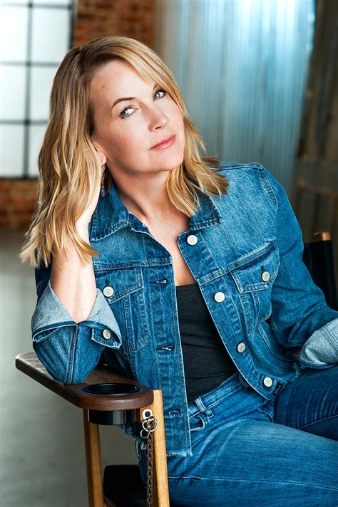 Renee O Connor Gallery Super Stars Bio