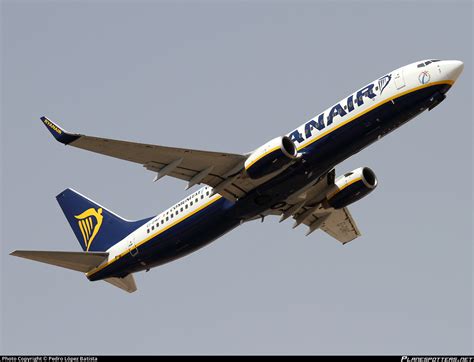 EI DWF Ryanair Boeing 737 8AS WL Photo by Pedro López Batista ID