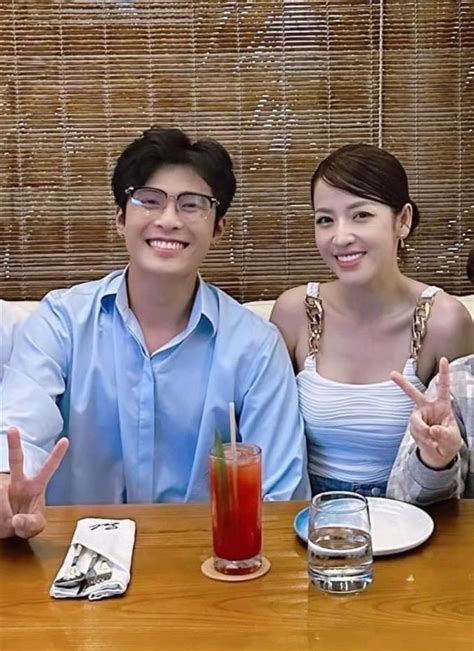 Sau khi cầu hôn Puka Gin Tuấn Kiệt xúc động ôm mẹ nói điều đặc biệt 2sao
