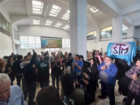 Cazador De Noticias Gremiales Ruidosa Manifestaci N De Municipales