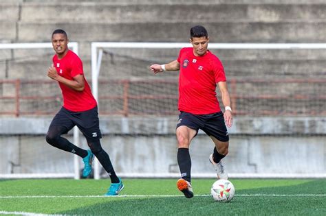 Caracas Fútbol Club on Twitter Fútbol en Cocodrilos Sports Park