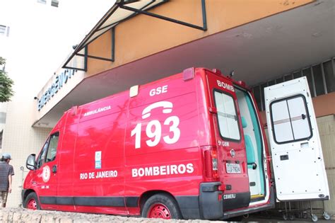 Jovem Baleado Em Urura E Adolescente De Anos O Principal