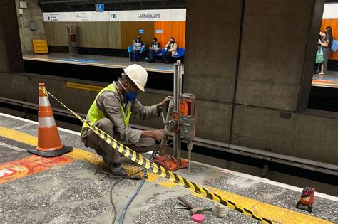 Metrô de São Paulo inicia obras civis para instalação de portas de