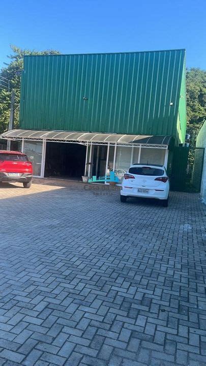 Galpão Depósito Armazém 420 m² em Rio Tavares em Florianópolis por R